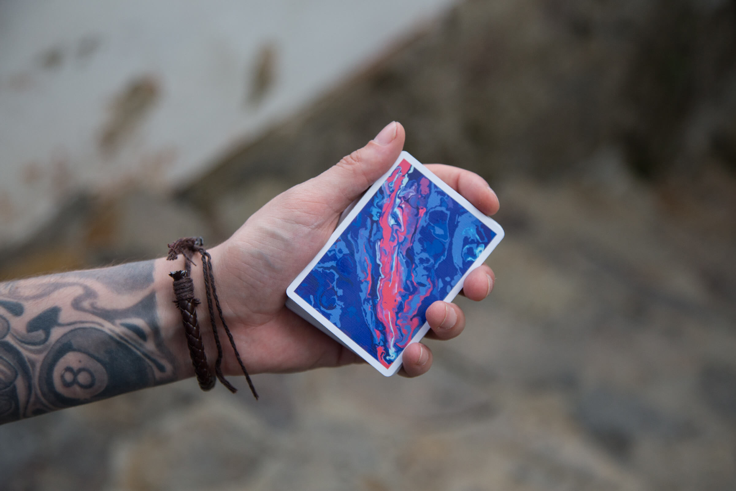 RECENZE: Krásné karty Fluid - Magicworld.cz